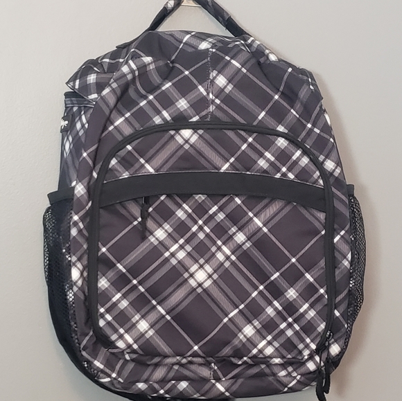 thirty-one | Bags | Thirty One Sling Bag Crosshatch Grey Black Plaid ...